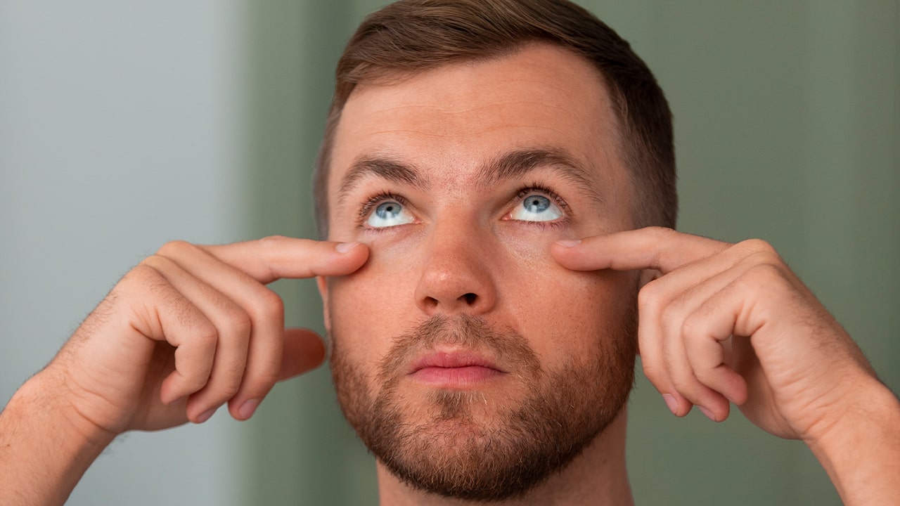 How to Improve Eyesight Naturally: 8 Best Ways